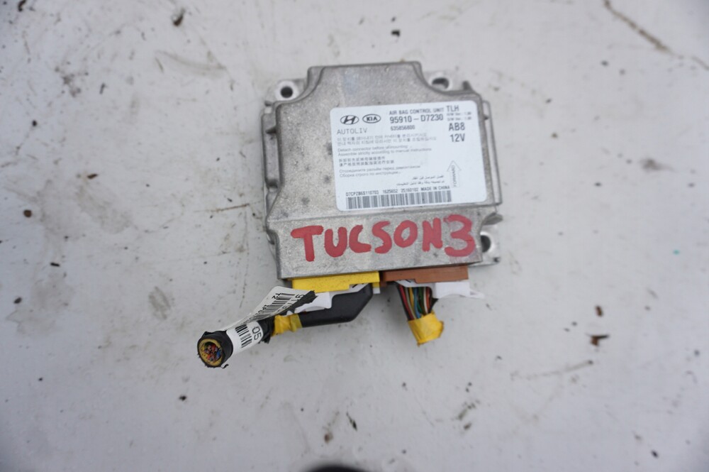 AIR BAG SENSOR 95910 - D7230 HYUNDAI TUCSON 3 III купить бу по цене ...